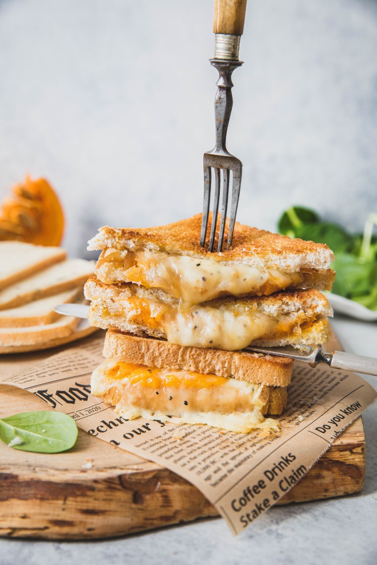 Croques-raclette à la truffe et potimarron – Madamcadamia